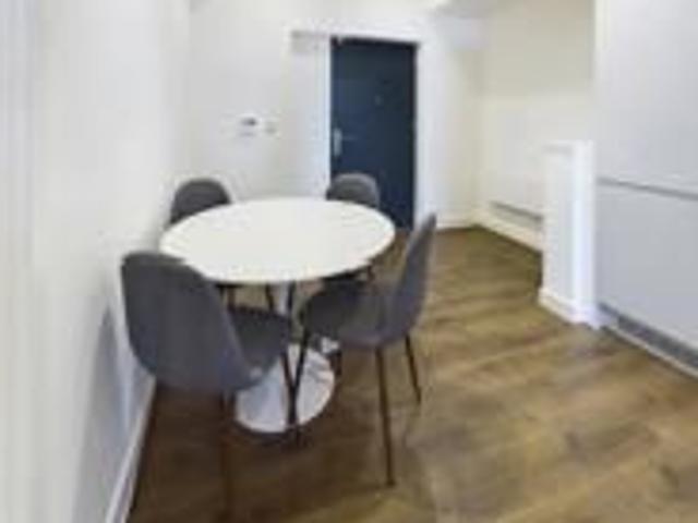 Apt 9, Printing Press House