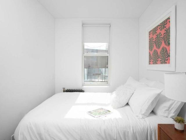 Apt close to transportation!
