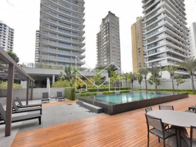 Aptº Ibirapuera alto luxo