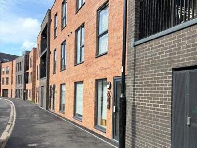 Apt, Little London Road, 2 Bedroom Apartment