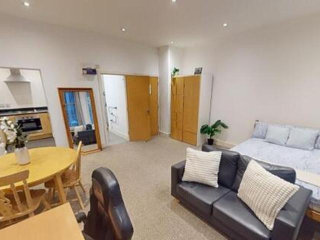 Apt, North Sherwood Street, 1 Bedroom Ground