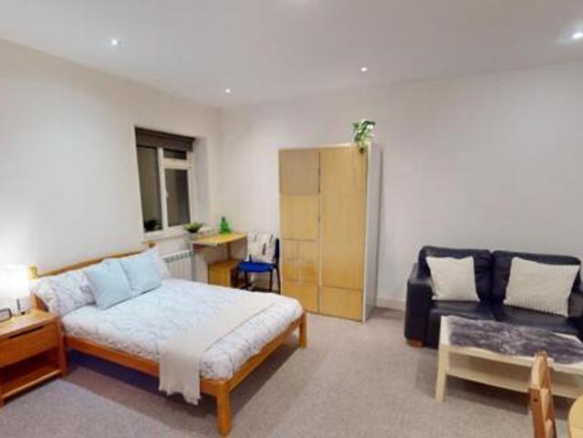 Apt, North Sherwood Street, 1 Bedroom Ground