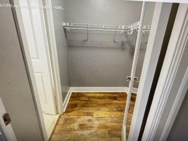 Apt near space needle!