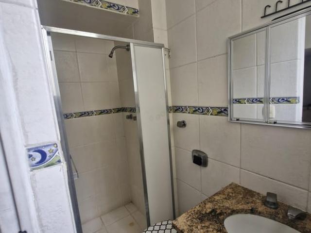 Apt para mulheres em Copacabana Posto 5