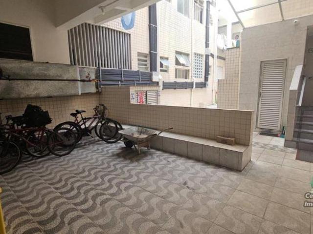 Apt Vila Tupi /Frente Mar 1 dormt 1 vaga de garagem