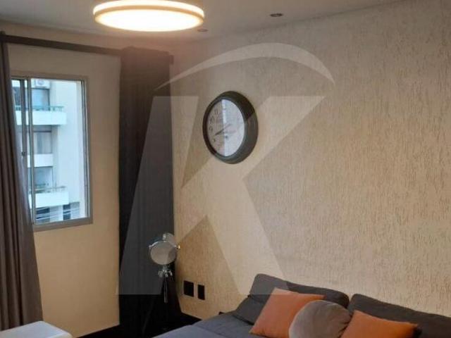 Apto. mobiliado com 3 dormitórios, sala ampla, cozinha privativa e 1 vaga na Casa Verde