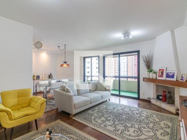 Apto, Moema, 3 Quartos, 130 m2 São Paulo