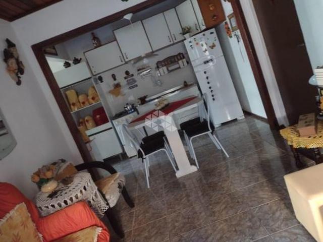 Apto na Restinga com 02Dormitorios e garagem escriturada