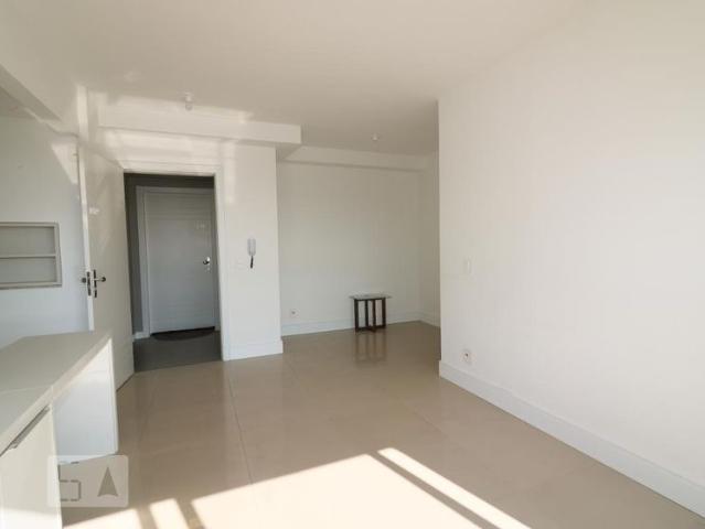 Apto, Navegantes, 3 Quartos, 77 m2 Porto Alegre