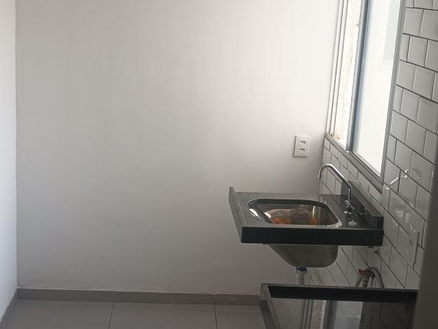 Apto no bairro Chácara Santa Inês