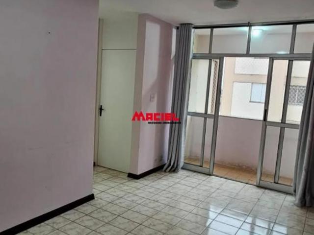 Apto no Satelite, proximo a av.Andromeda e comercios variados