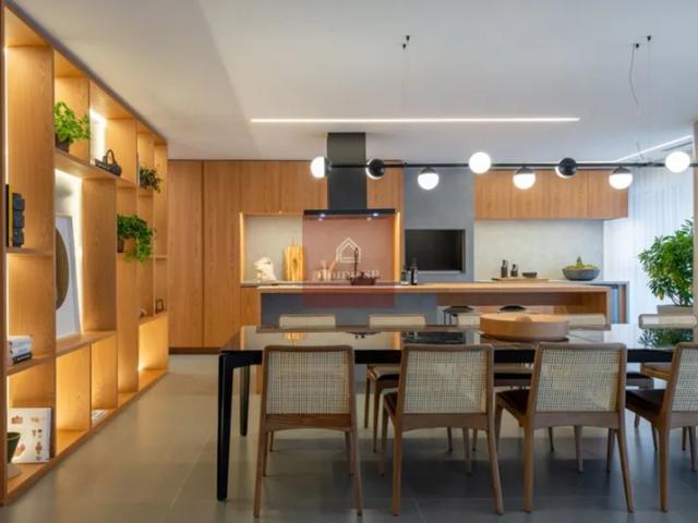Apto novo, arquitetura contemporânea em excelente localização no Campo Belo
