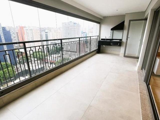 APTO NOVO EM MOEMA COM ARMARIOS E PISOS JA INSTALADOS E ETC Apartamento com 3 Quartos e 5 banhei