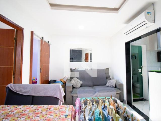 Apto, Olaria, 2 Quartos, 30 m2 Rio de Janeiro