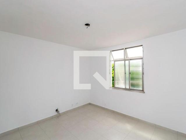 Apto, Olaria, 2 Quartos, 55 m2 Rio de Janeiro