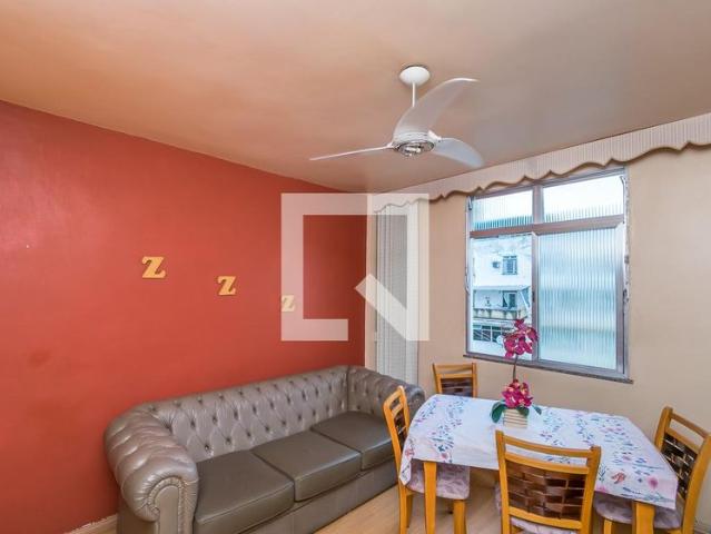 Apto, Olaria, 2 Quartos, 60 m2 Rio de Janeiro