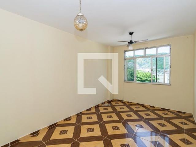 Apto, Olaria, 3 Quartos, 70 m2 Rio de Janeiro