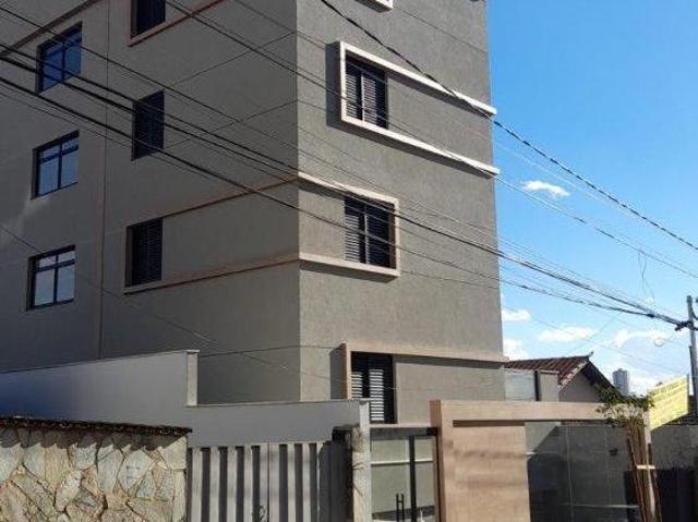 Apto à Venda 3 Quartos Bairro Esplanada