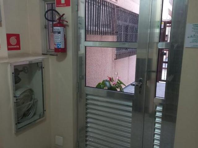 APTO A VENDA 02 DORMITÓRIOS/ ALTO DE PINHEIROS/ CONDOMINIO 2001
