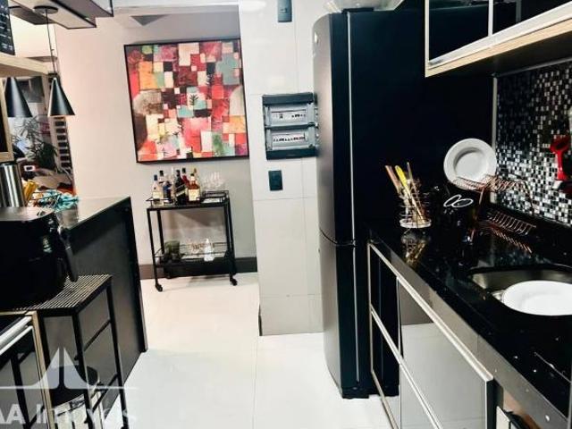 APTO A VENDA, 2 SUÍTES, 2 GARAGENS, CORAÇÃO DE ALPHAVILLE