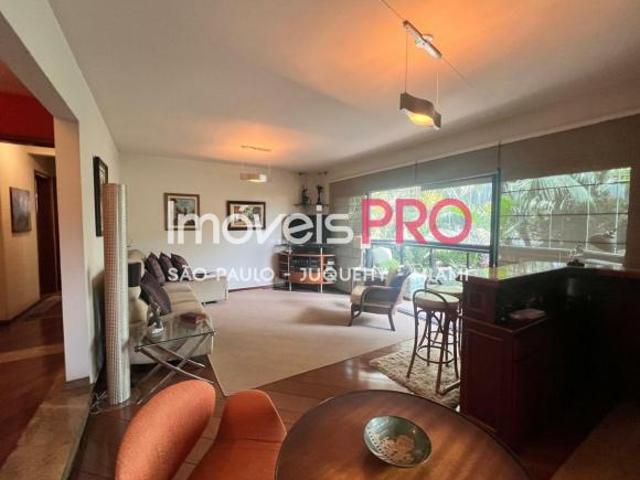 Apto à venda de 165 m² em Vila Clementino