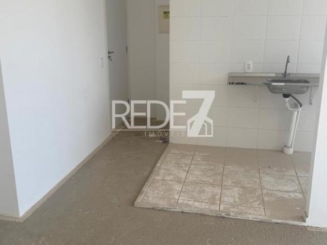 Apto à venda em Campinas SP: 2 quartos, sala, banheiro, garagem na Vila Palácios! Aproveite!