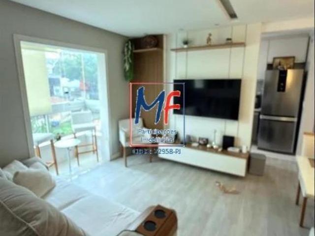 Apto à venda em Santana, com 2 quartos, sala, cozinha, varanda, 1 vaga 53 m² a.u.. Prox. Av. Eng