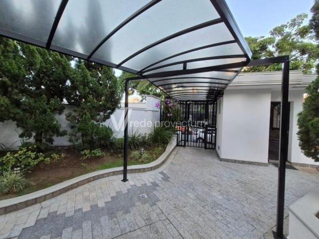 Apto à venda no Cambuí. 120m², 3 suítes. 2 vagas