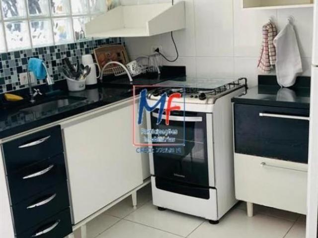 Apto à venda no Guarujá/SP, com 1 quarto, sala, cozinha, lavanderia, 1 vaga. Prox. Praia da Enseada