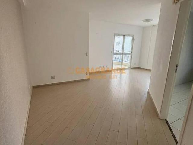 Apto à venda no Edifício Canaã Vila Adyana 94m²