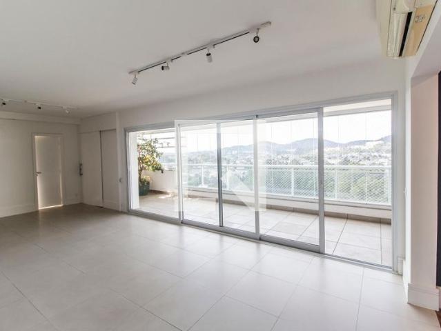 Apto, Alphaville, 3 Quartos, 200 m2 Barueri
