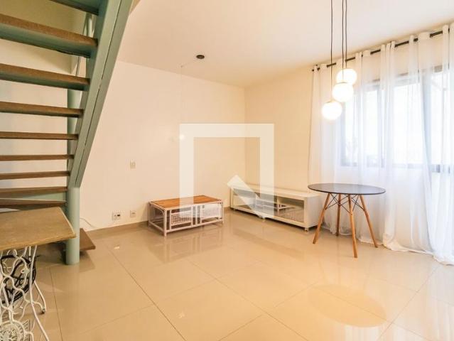 Apto, Alphaville, 2 Quartos, 70 m2 Barueri