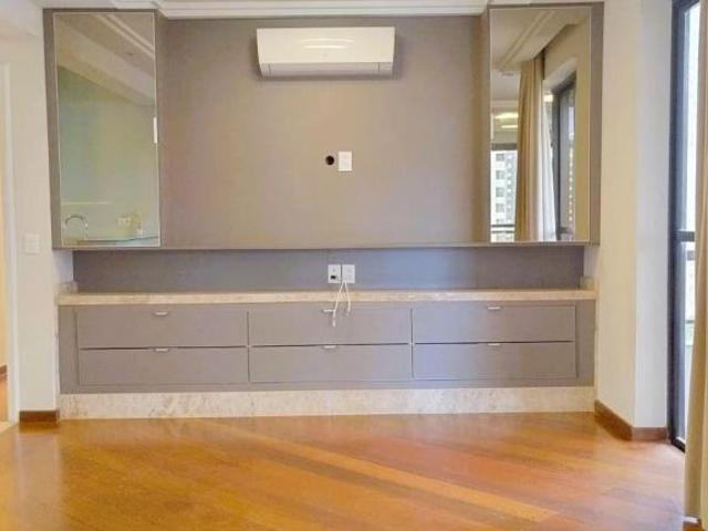 Apto alto padrão na Vila Mariana, 3 dormitórios 1 suíte, 116 m², 3 vagas