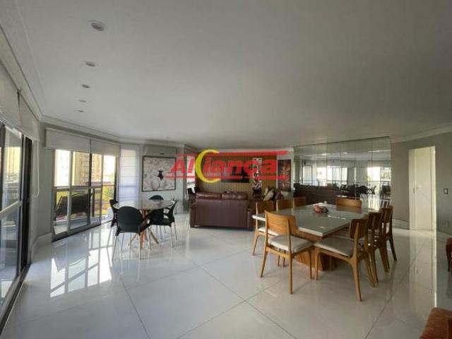 APTO ALTO PADRÃO DE 250M² COM 4 SUITES, 4 VAGAS DE GARAGEM