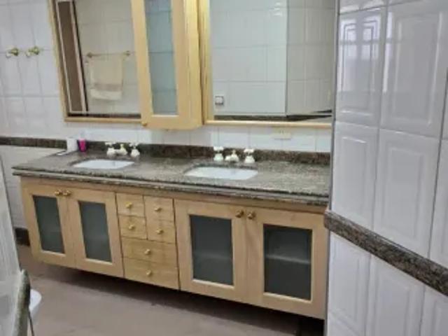 Apto. Alto Padrão 300 mts