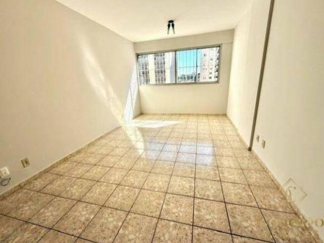 Apto amplo com 81m² no coração da Vila Adyana