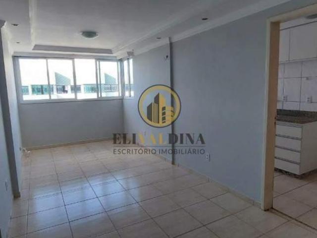 APTO ANDAR ALTO COM 3 QUARTOS