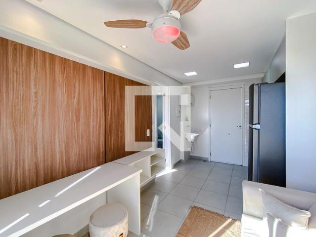 Apto, Barra Funda, 1 Quarto, 27 m2 São Paulo