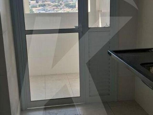 Apto. c/ 3 dormitórios, sendo 1 suíte, varanda gourmet com churrasqueira e 2 vagas na Vila Maria