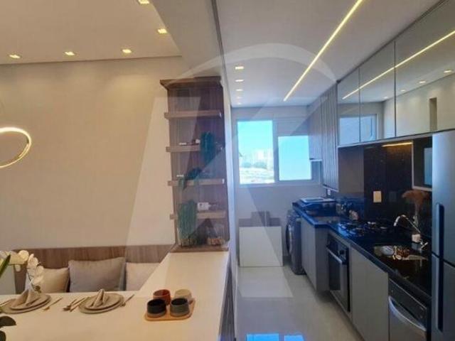 Apto. c/ 76 m2, 3 dormitórios, 1 suíte, varanda gourmet com churrasqueira e 2 vagas na Vila Maria