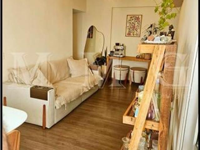 APTO C/ PISO LAMINADO E ARMS