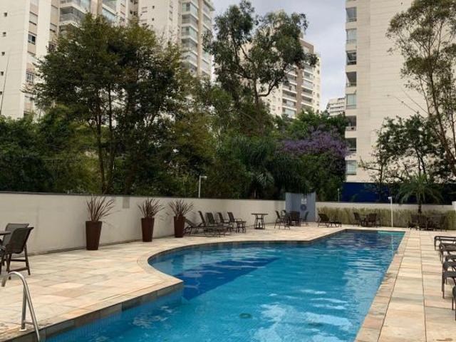 Apto c/ planejados à venda – Vila Andrade