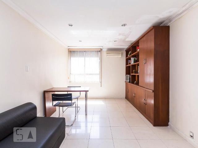 Apto, Centro, 1 Quarto, 30 m2 Rio de Janeiro