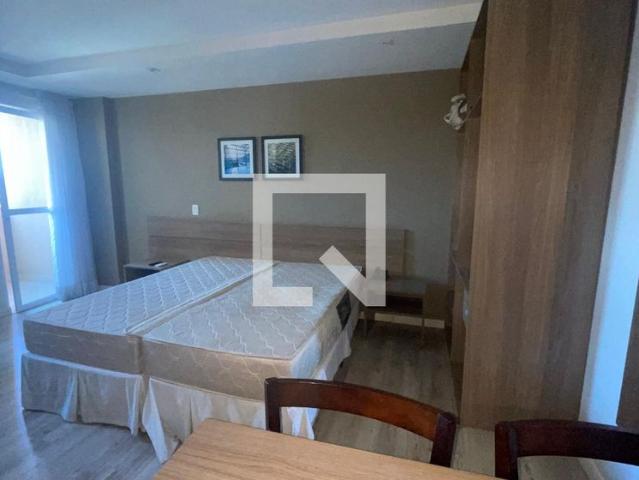 Apto, Centro, 1 Quarto, 32 m2 Duque de Caxias