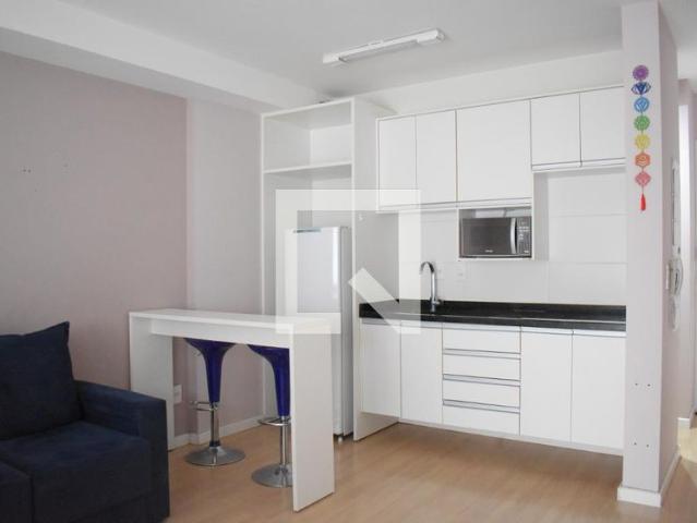 Apto, Centro, 1 Quarto, 34 m2 Curitiba