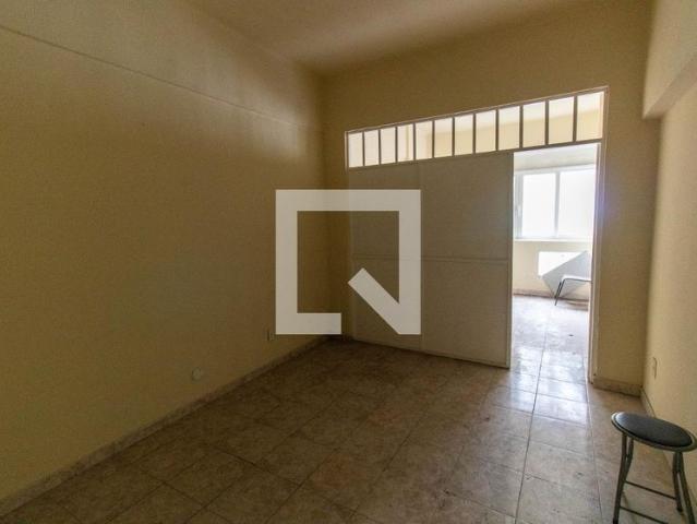 Apto, Centro, 1 Quarto, 32 m2 Niterói