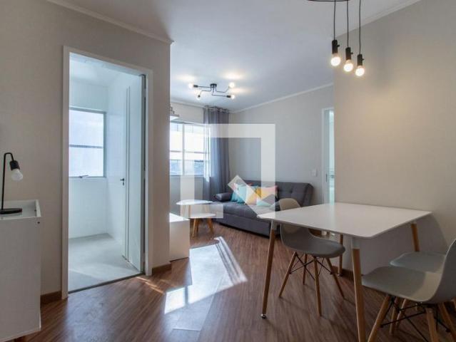 Apto, Centro, 2 Quartos, 39 m2 Curitiba
