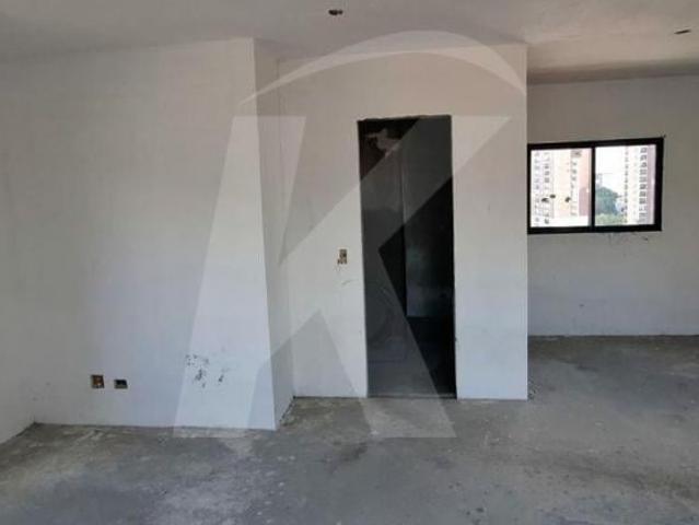 Apto. com 41 m2, 1 dormitório, com 2 terraços, a 300 metros do metrô Jardim São Paulo