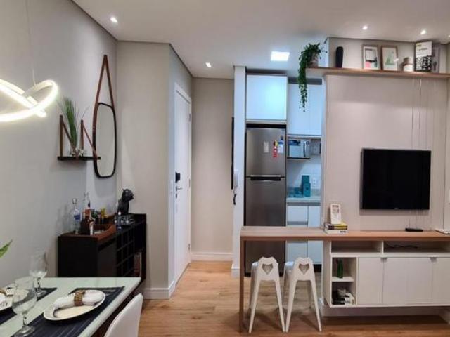 Apto com 45 m² há 500 metros do Metro República, mobiliado, porteira fechada