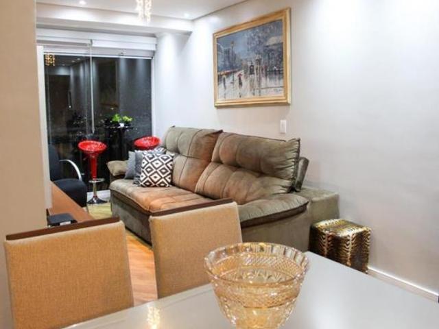 Apto com 68 m² bem Localizado